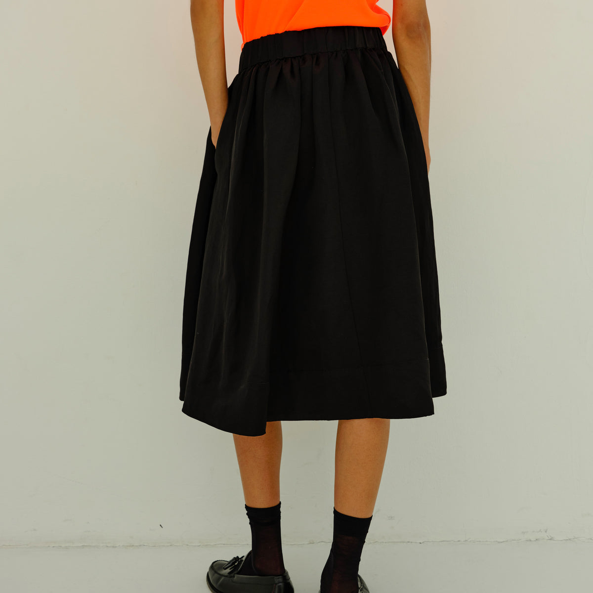 APOLLONIA SKIRT / BLACK – RIKA STUDIOS