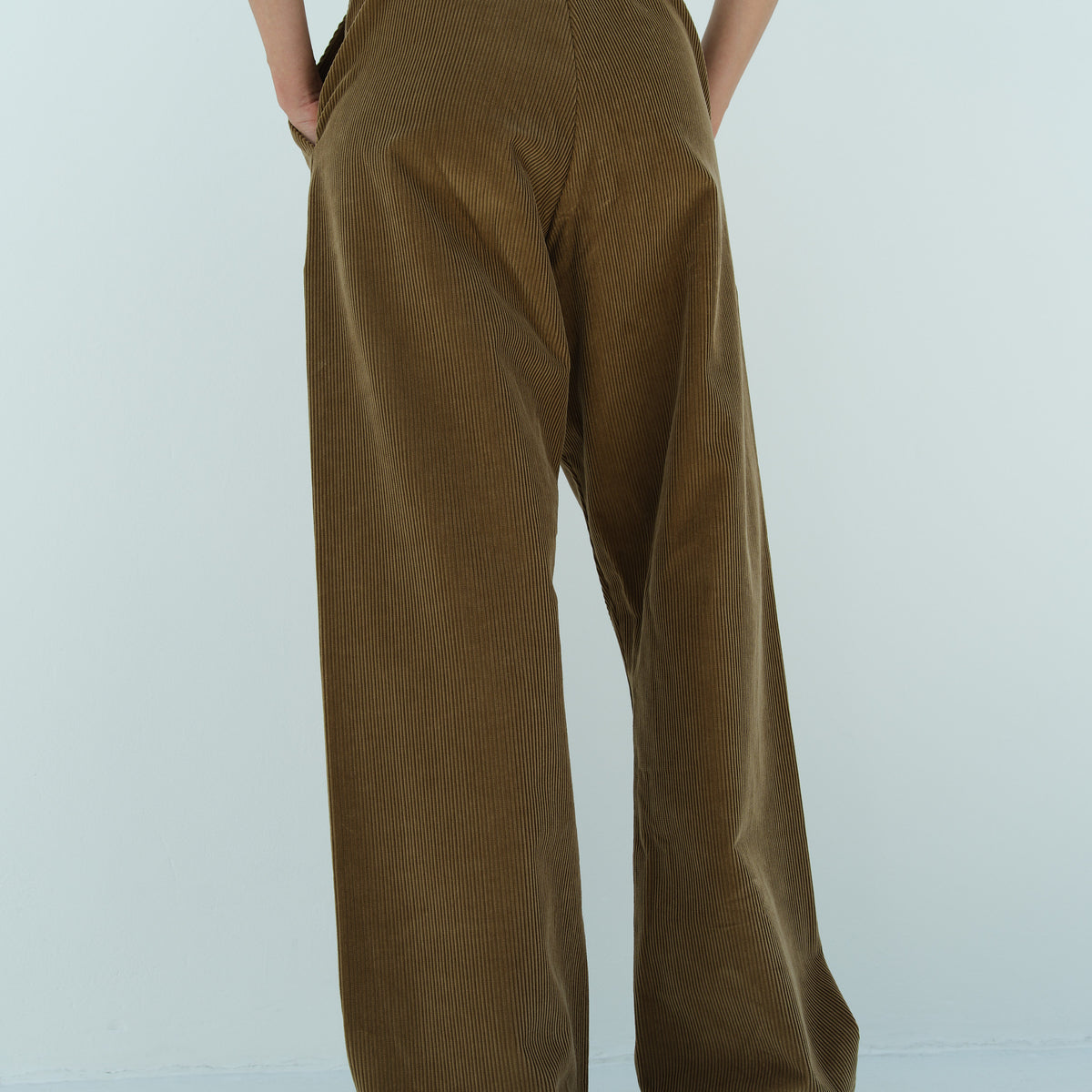 ROWAN PANTS / CARAMEL CORD – RIKA STUDIOS